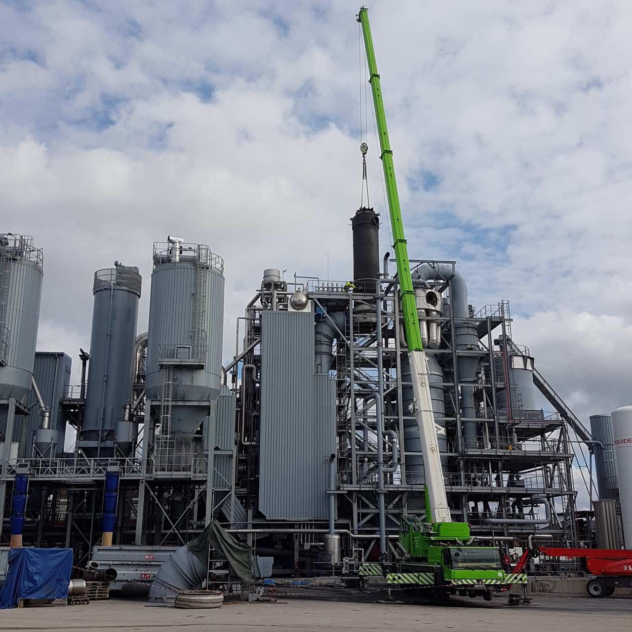 Matériel à la location de grues de levage en Rhône-Alpes